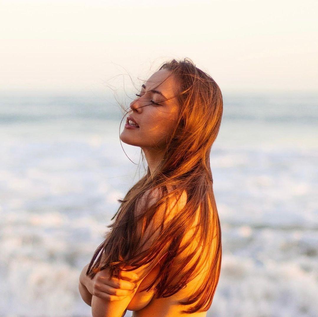 post, 3/28/22 | Scrolller