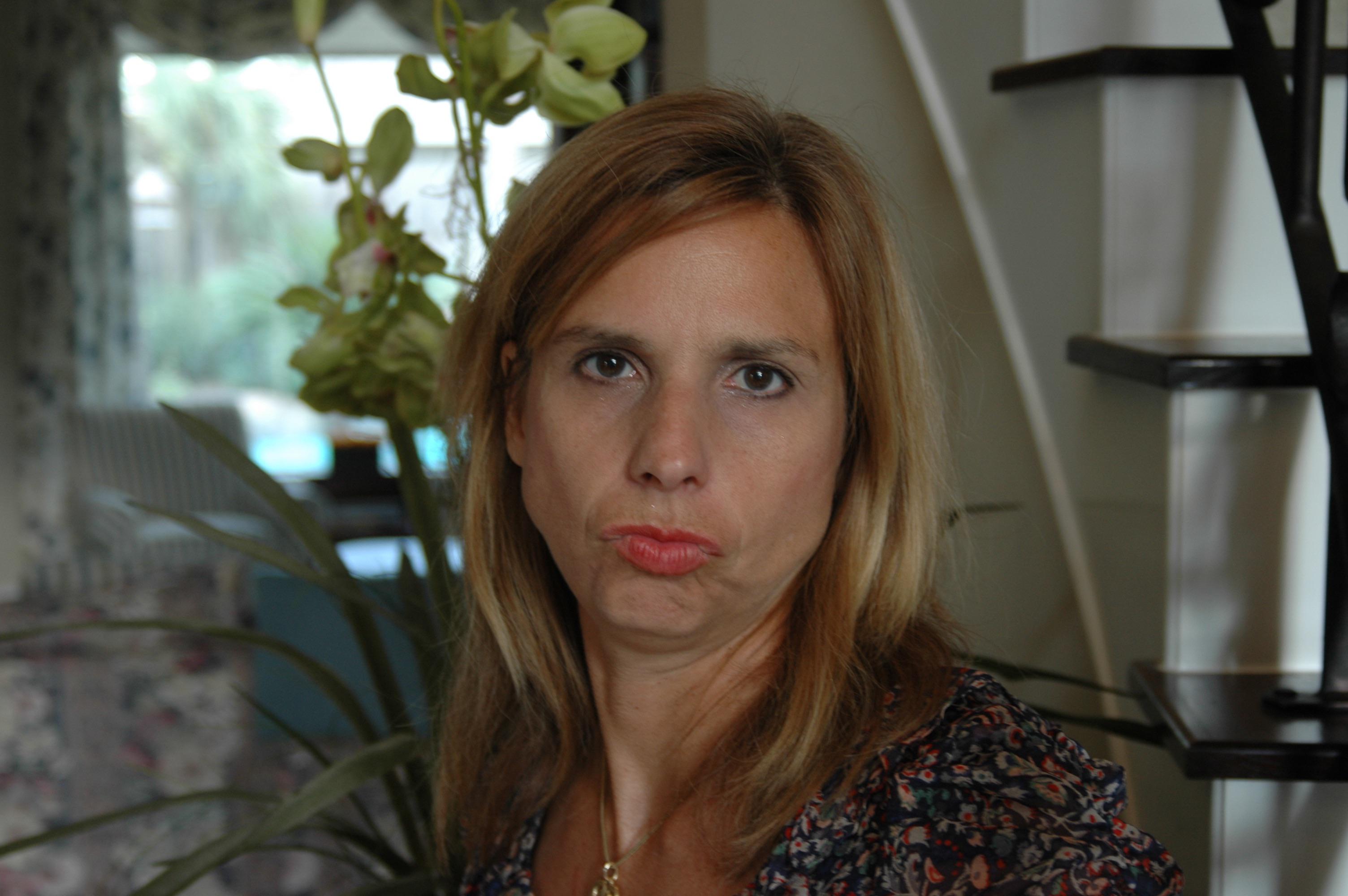 Pouty GILF | Scrolller