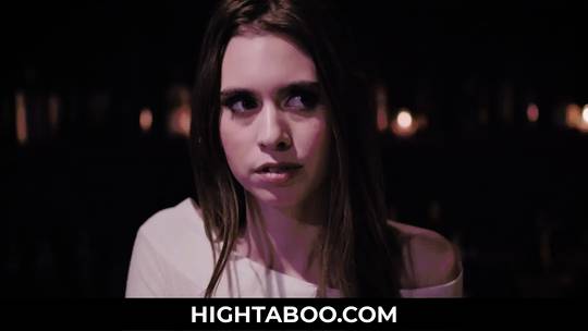 Precious Jill Kassidy Hunting a Married Guy | Scrolller