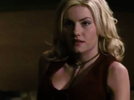 Elisha Cuthbert Scrolller