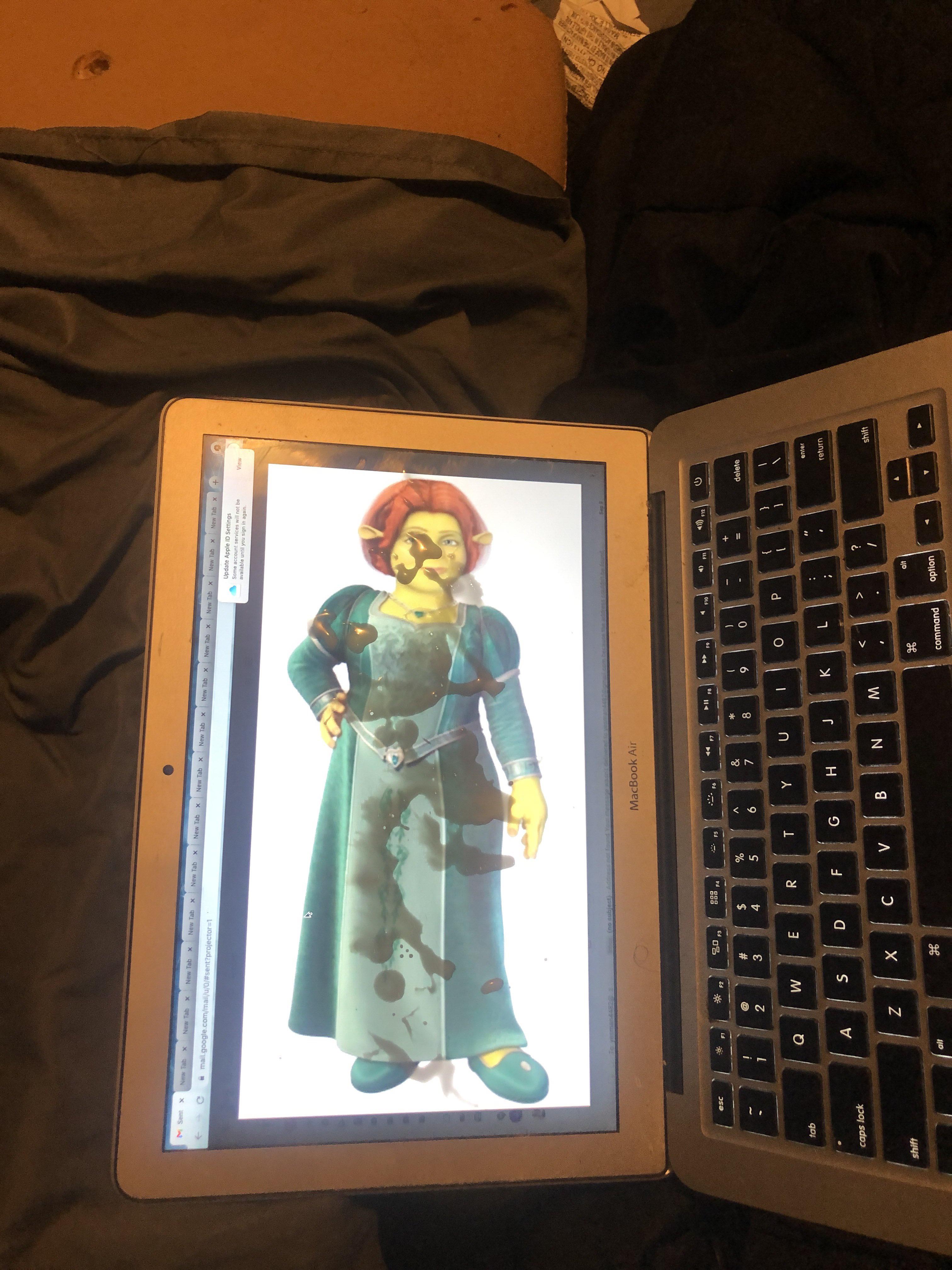 Princess Fiona cum tribute | Scrolller