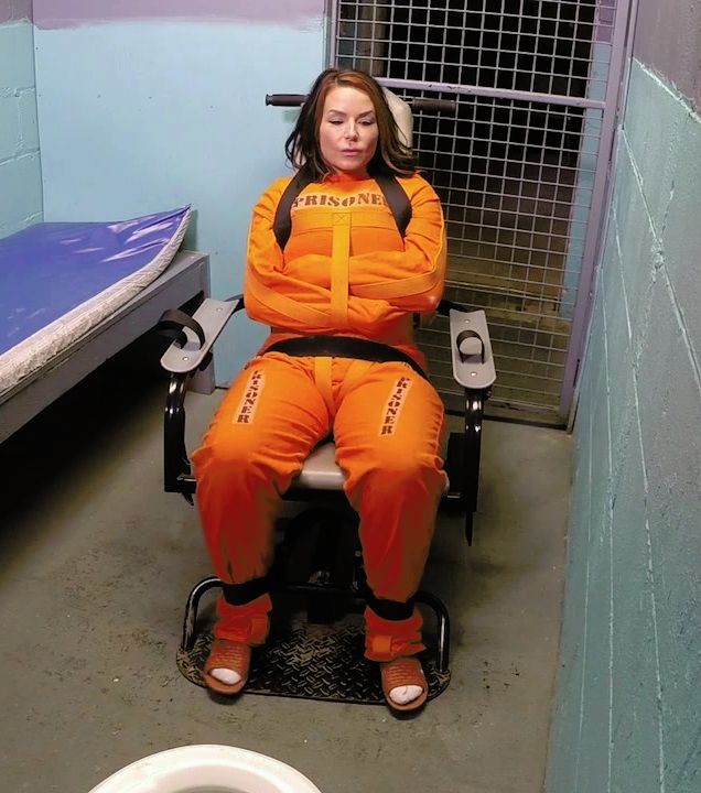 Prisoner enjoying some timeout | Scrolller