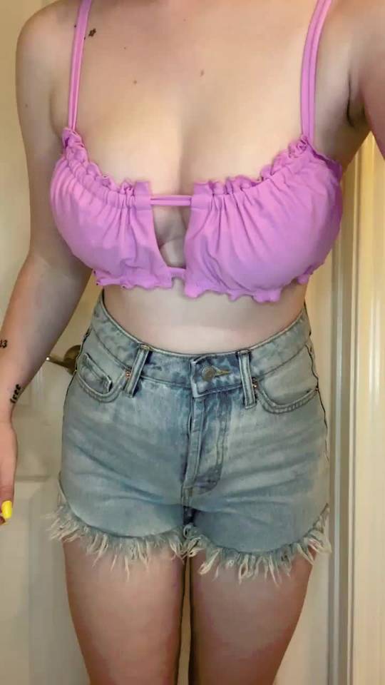 Purple might be my new fav color 😈 (OC) | Scrolller