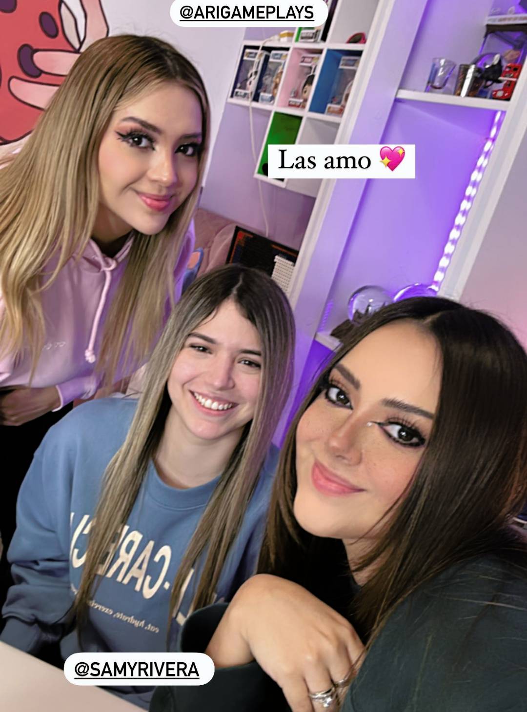 Que lindo pajearse enfrente de ellas | Scrolller