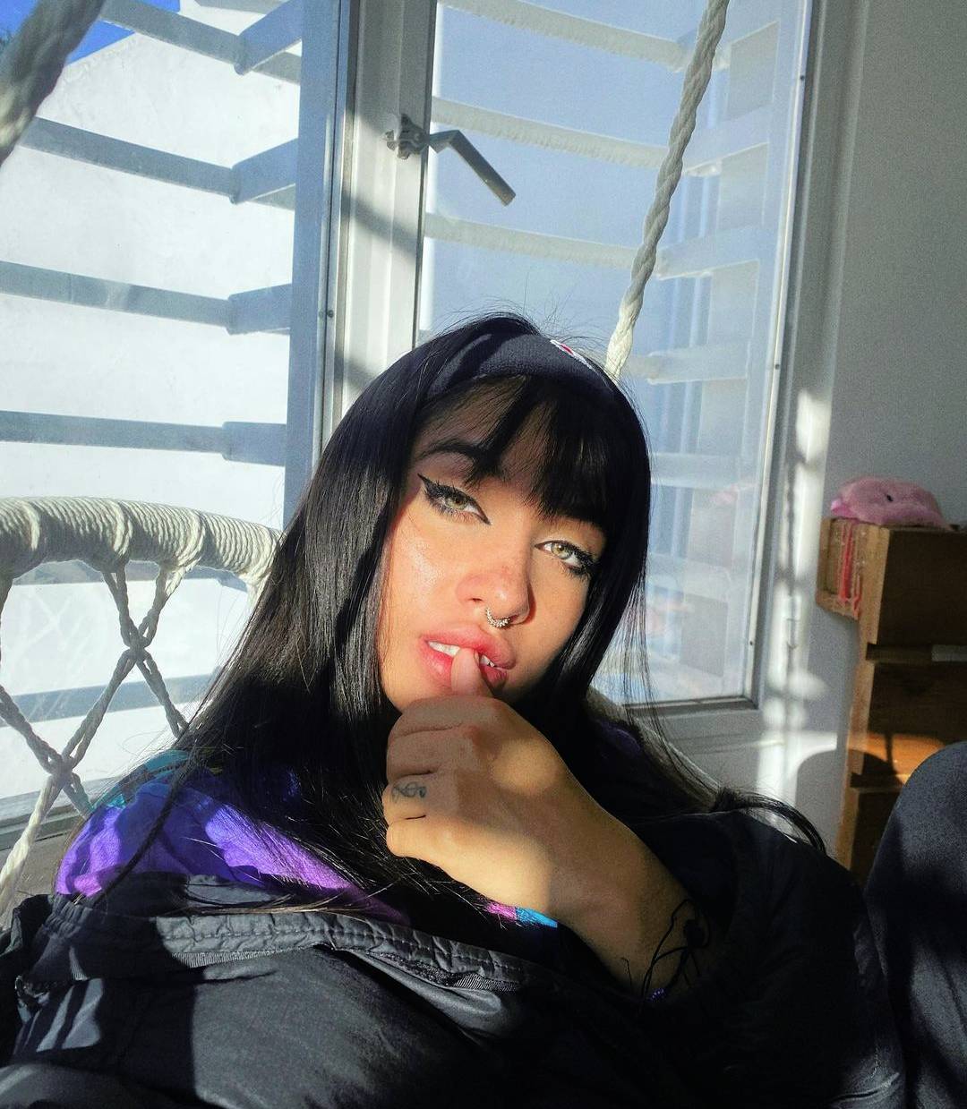 que petera | Scrolller