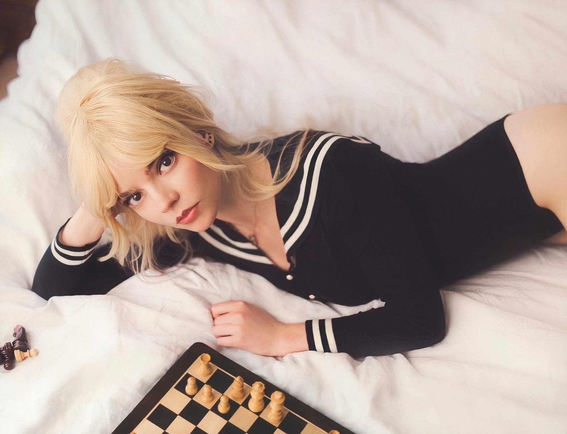 Queen's Gambit photoshoot 2020 | Scrolller