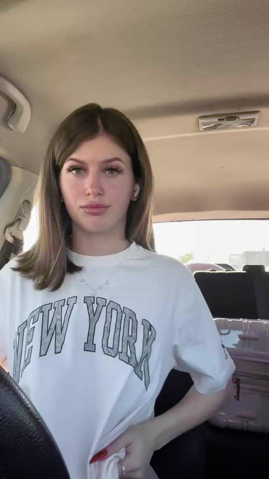 quick top change on a road trip | Scrolller