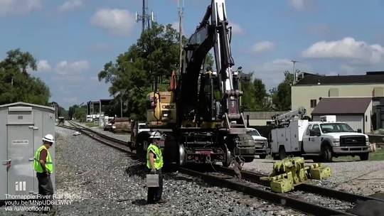 Rail threader | Scrolller