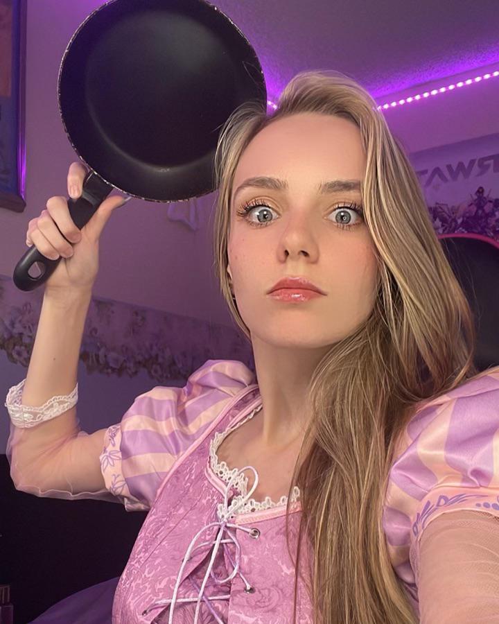 Rapunzel by LordEmperorKat | Scrolller