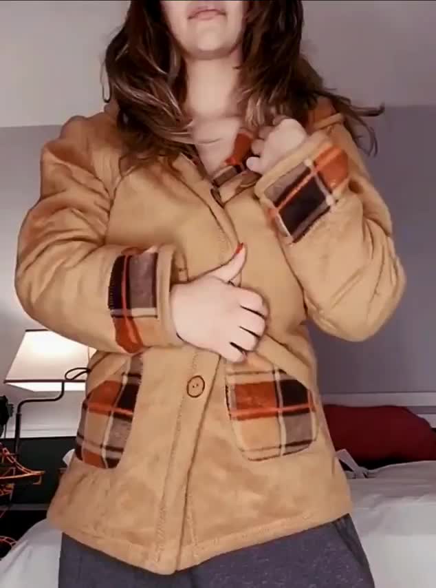 Ready for my massage daddy, mama needs a break 😉 | Scrolller