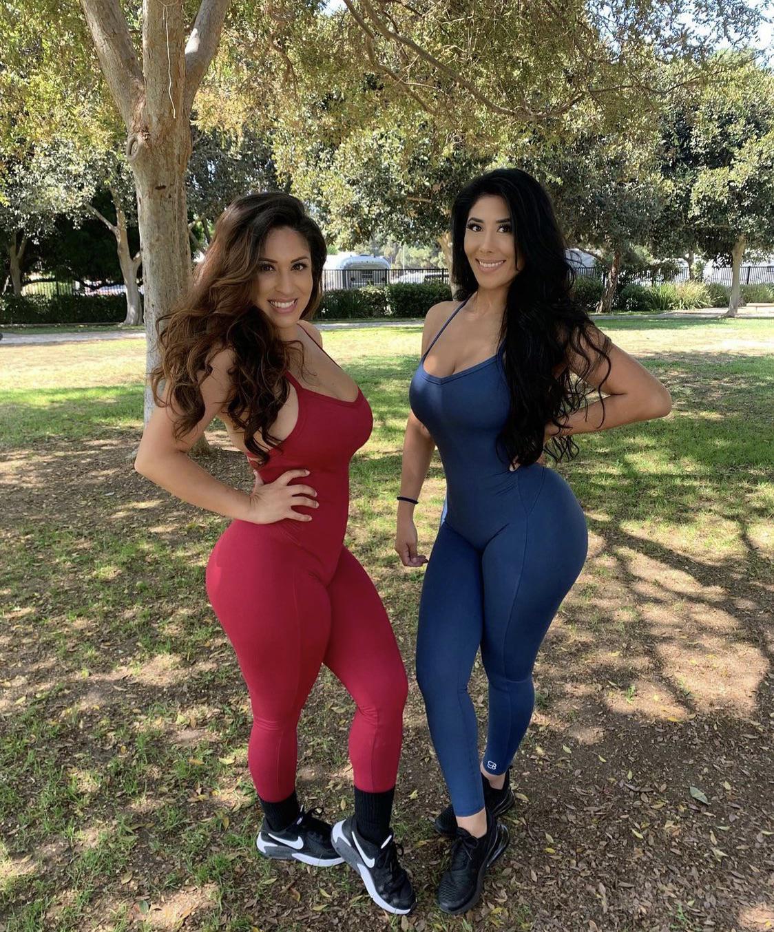 Red or Blue ? | Scrolller