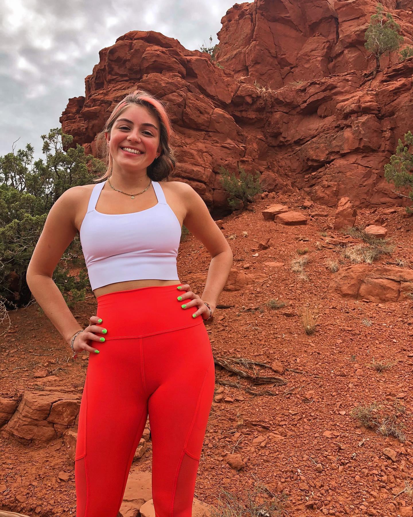 Red rocks | Scrolller