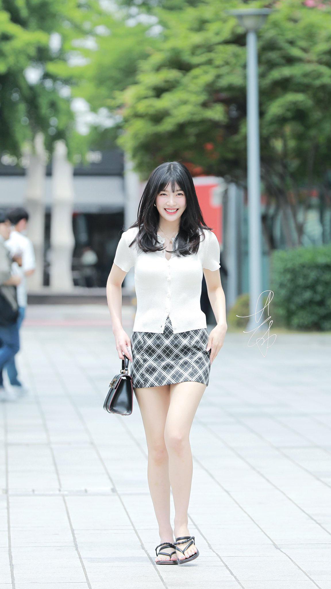 Red Velvet - Joy | Scrolller