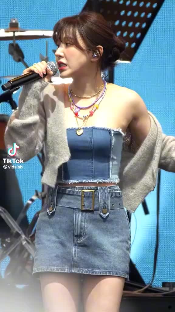 Red Velvet Wendy | Scrolller