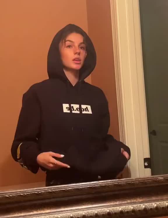 Reflection Beauty | Scrolller