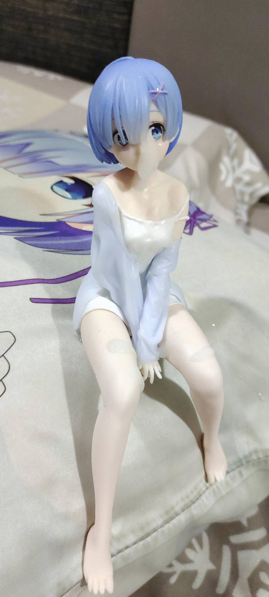 Rem drenched in cum sitting on a rem dakinakura | Scrolller