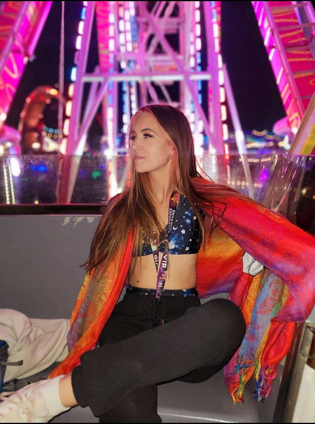 Remembering my first EDC 🎆 | Scrolller