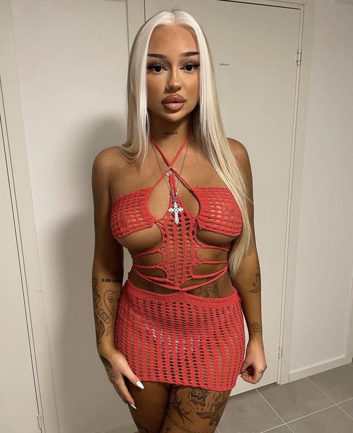 Revealing | Scrolller