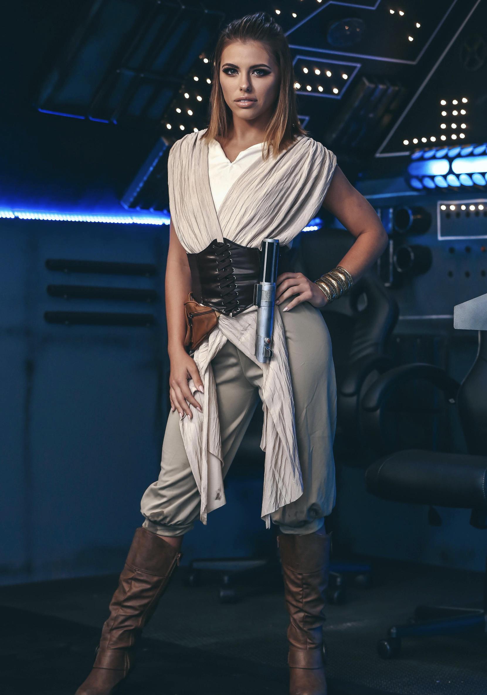 Rey by Adriana Chechik | Scrolller