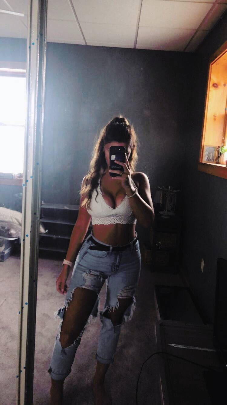 Ripped jeans | Scrolller