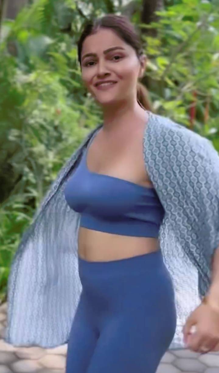 Rubina Shape | Scrolller