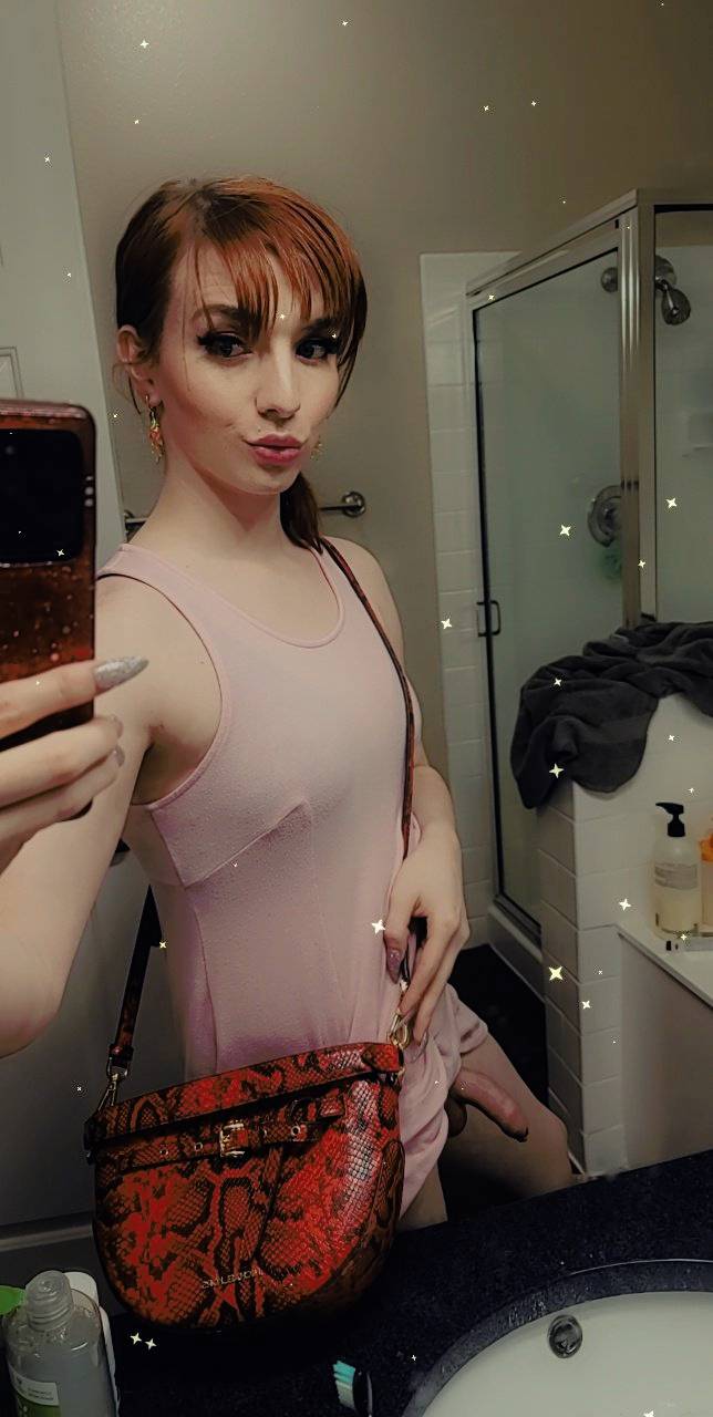 Sabina Steele | Scrolller