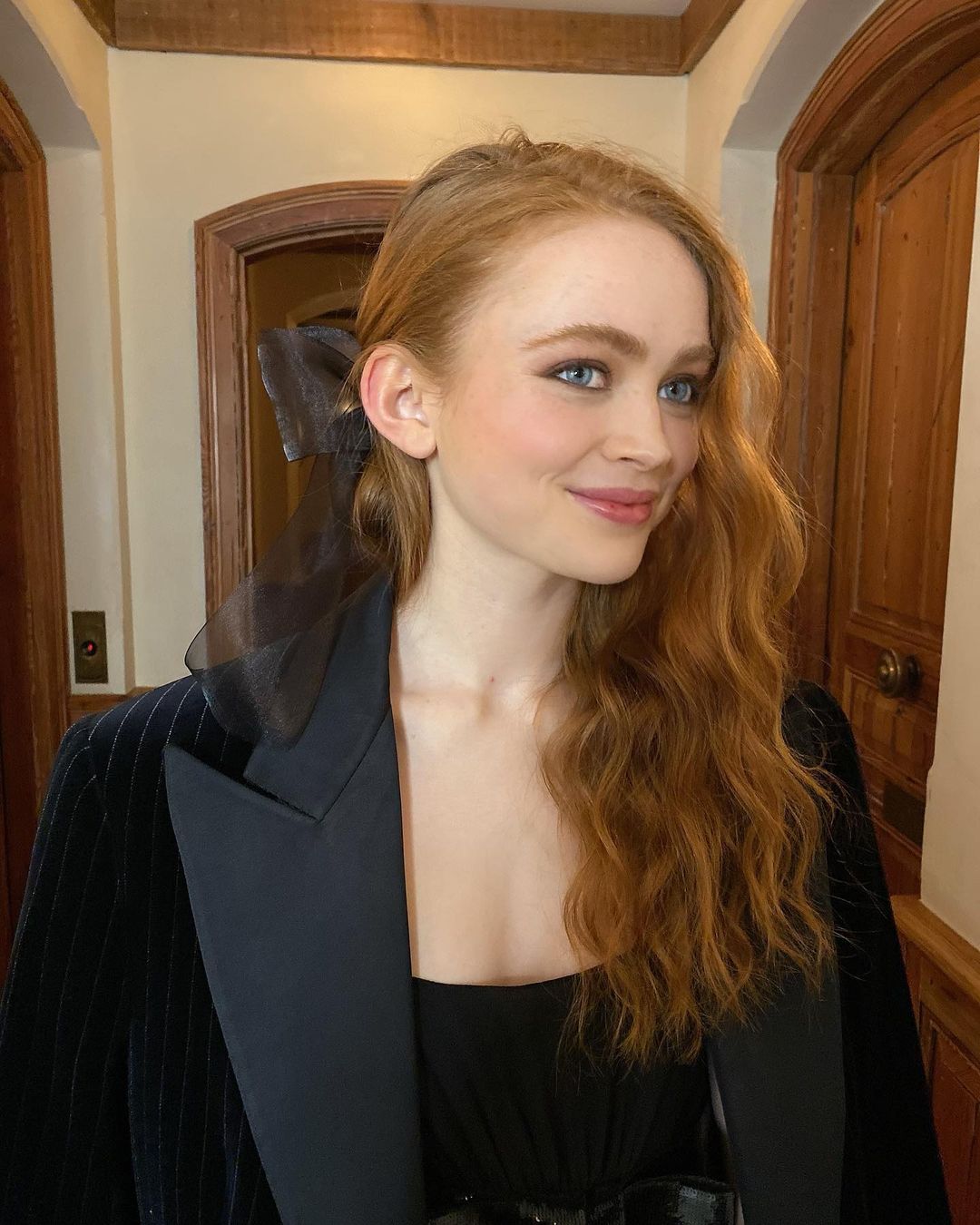 Sadie Sink Scrolller