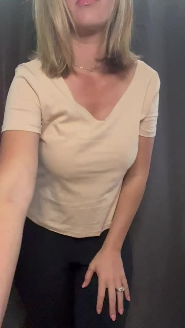 School teacher booty on hump day | Scrolller