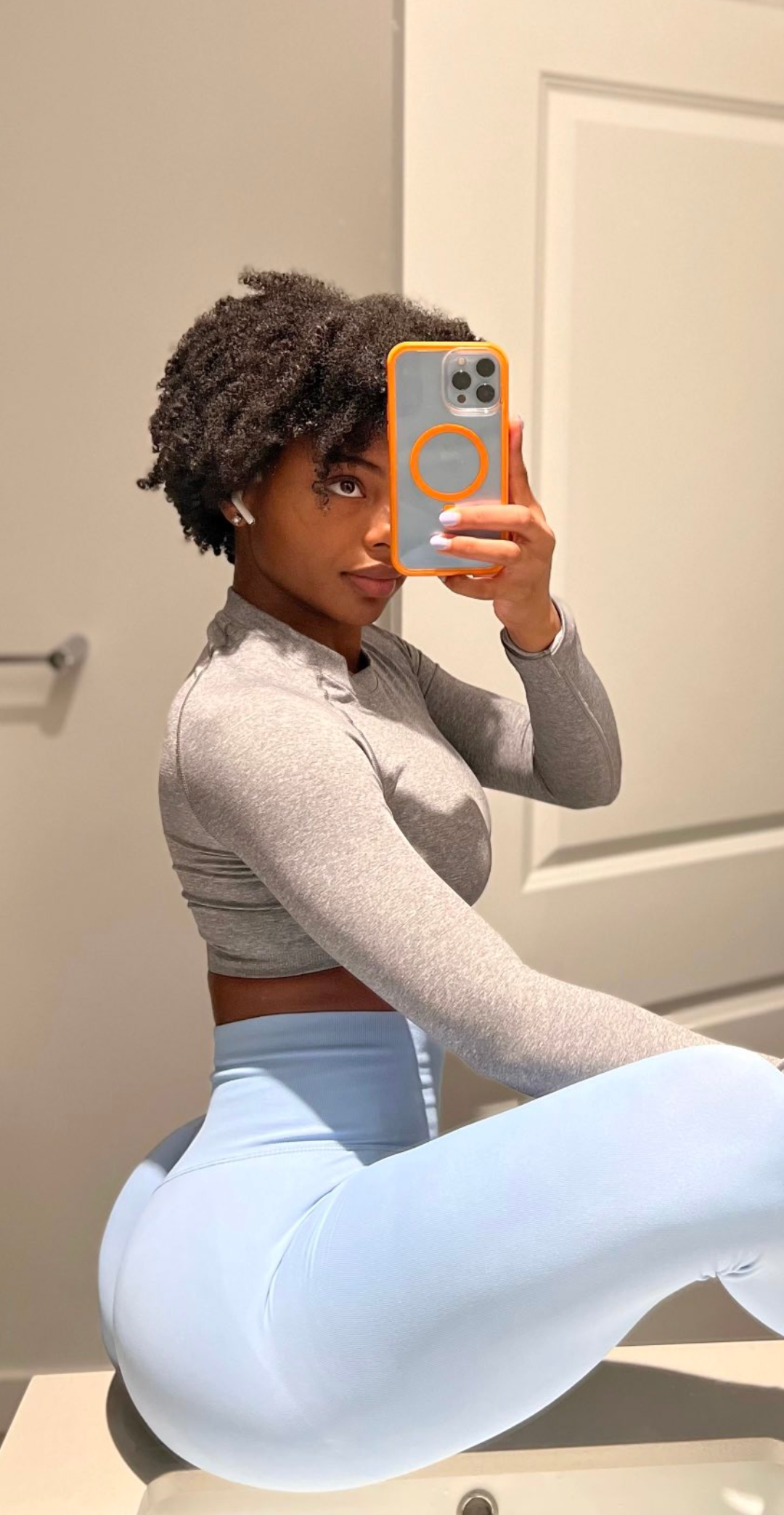 Selfie hotness. | Scrolller