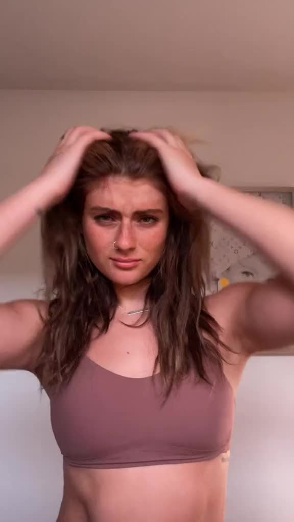 Sexy transition | Scrolller