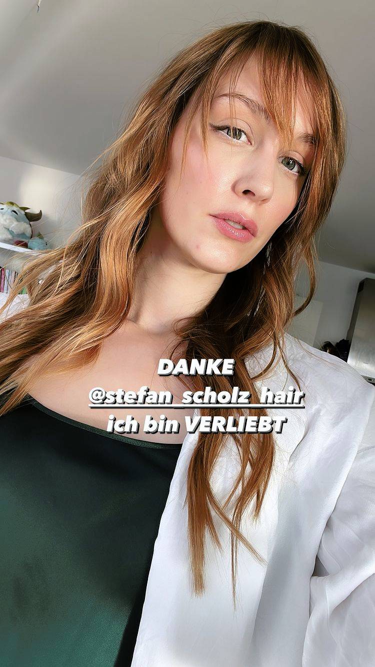 She got the bangs now 😳 | Scrolller