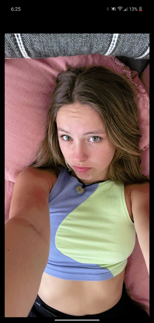 She is so hot | Scrolller