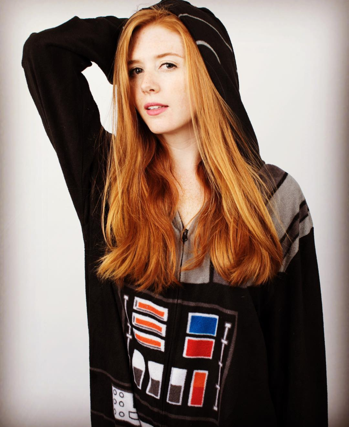 She is the redheaded droid you're looking for | Scrolller