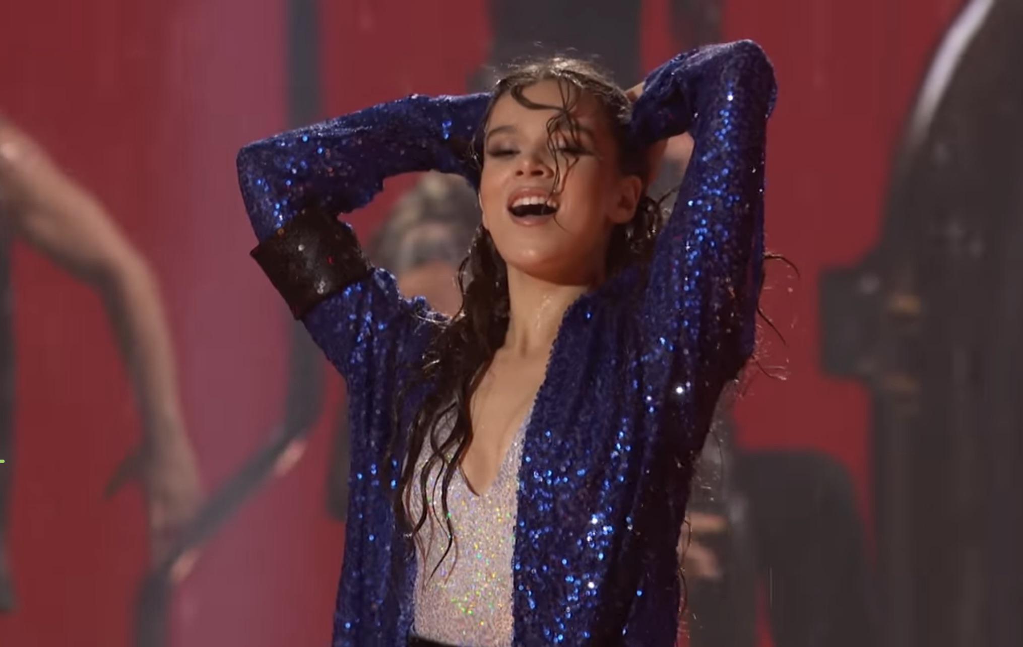 She’s so hot | Scrolller