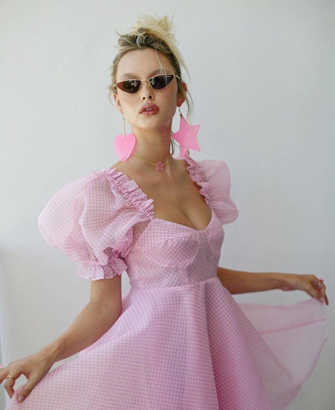 She's Such a Vixen | Scrolller