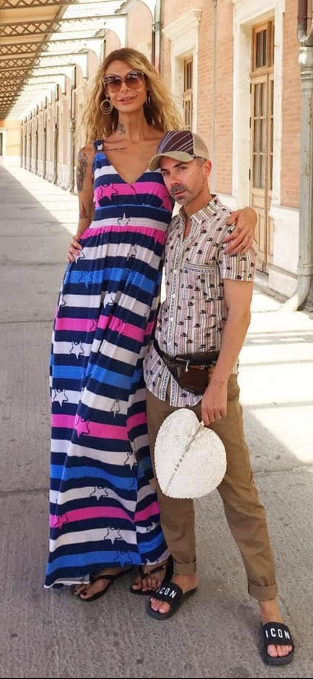 Short Guy With Tall Woman Scrolller