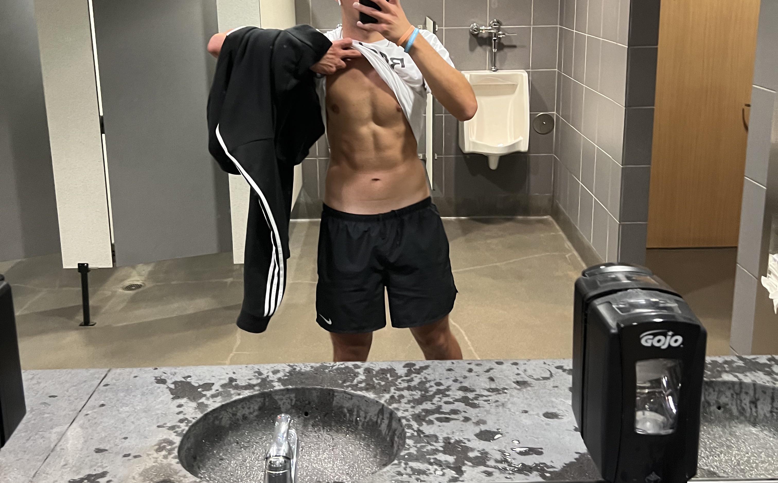 Should I strip? | Scrolller