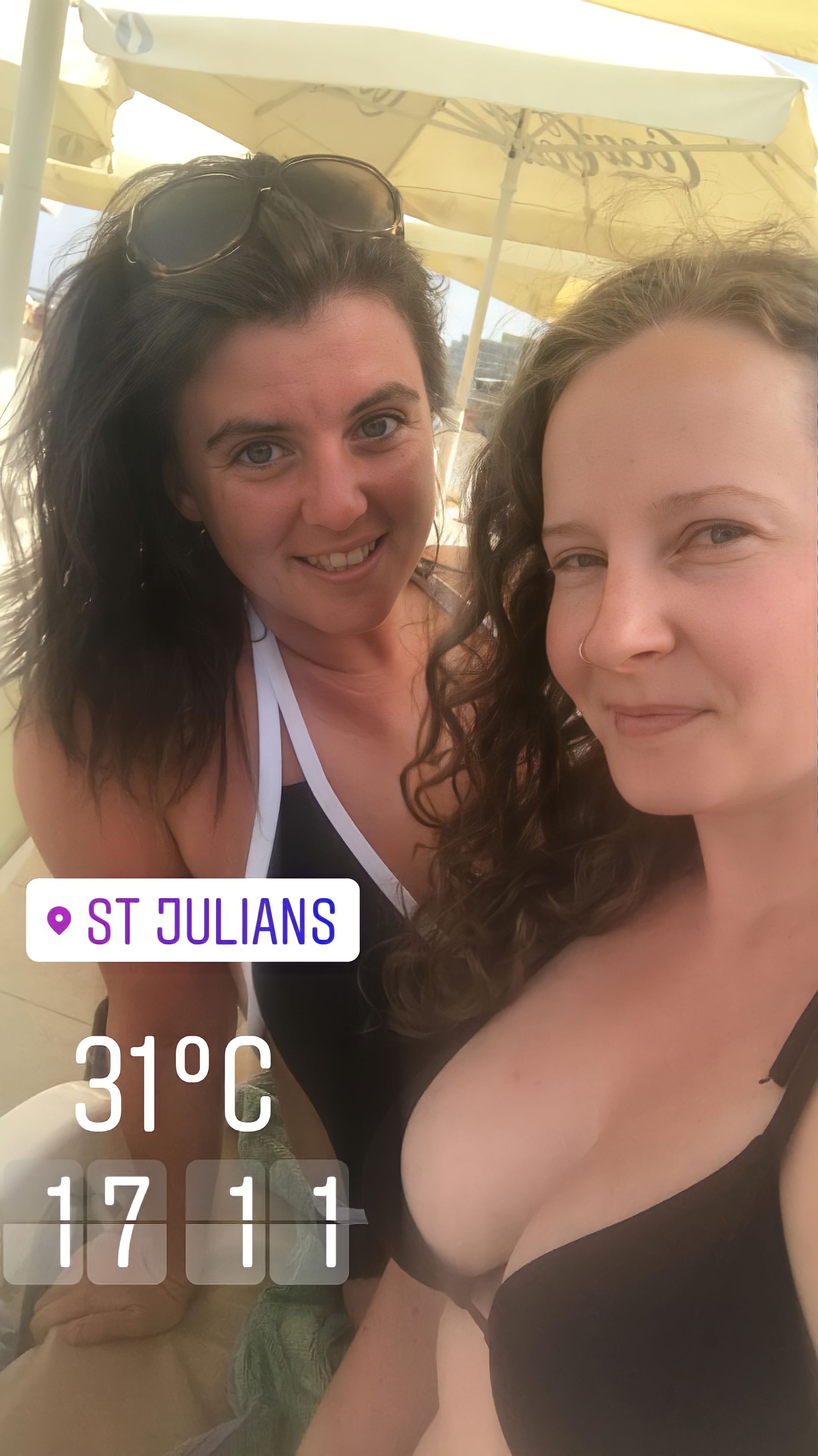 Showing them off in the heat | Scrolller