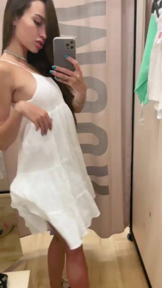 Showing you my tight breedable 4’8” body | Scrolller