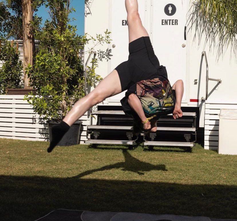 Side flip | Scrolller