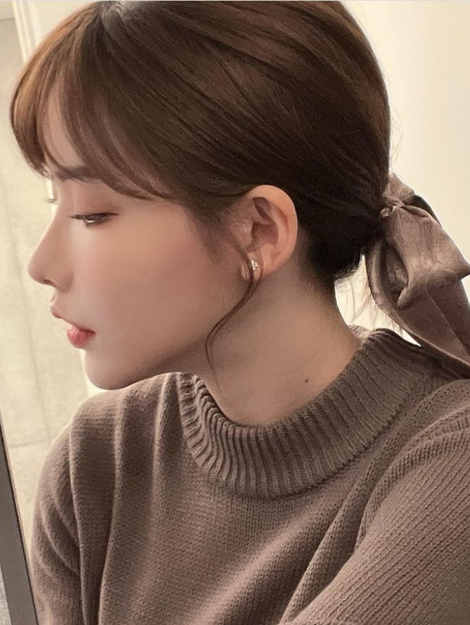 Side Profile | Scrolller