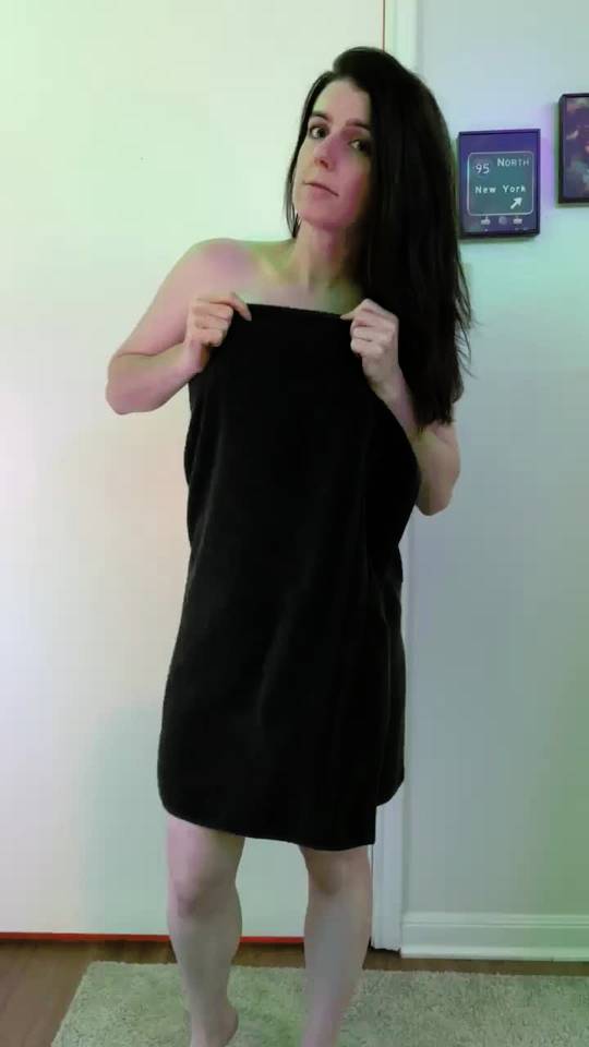 Silly me, I dropped my towel again 🤭 | Scrolller