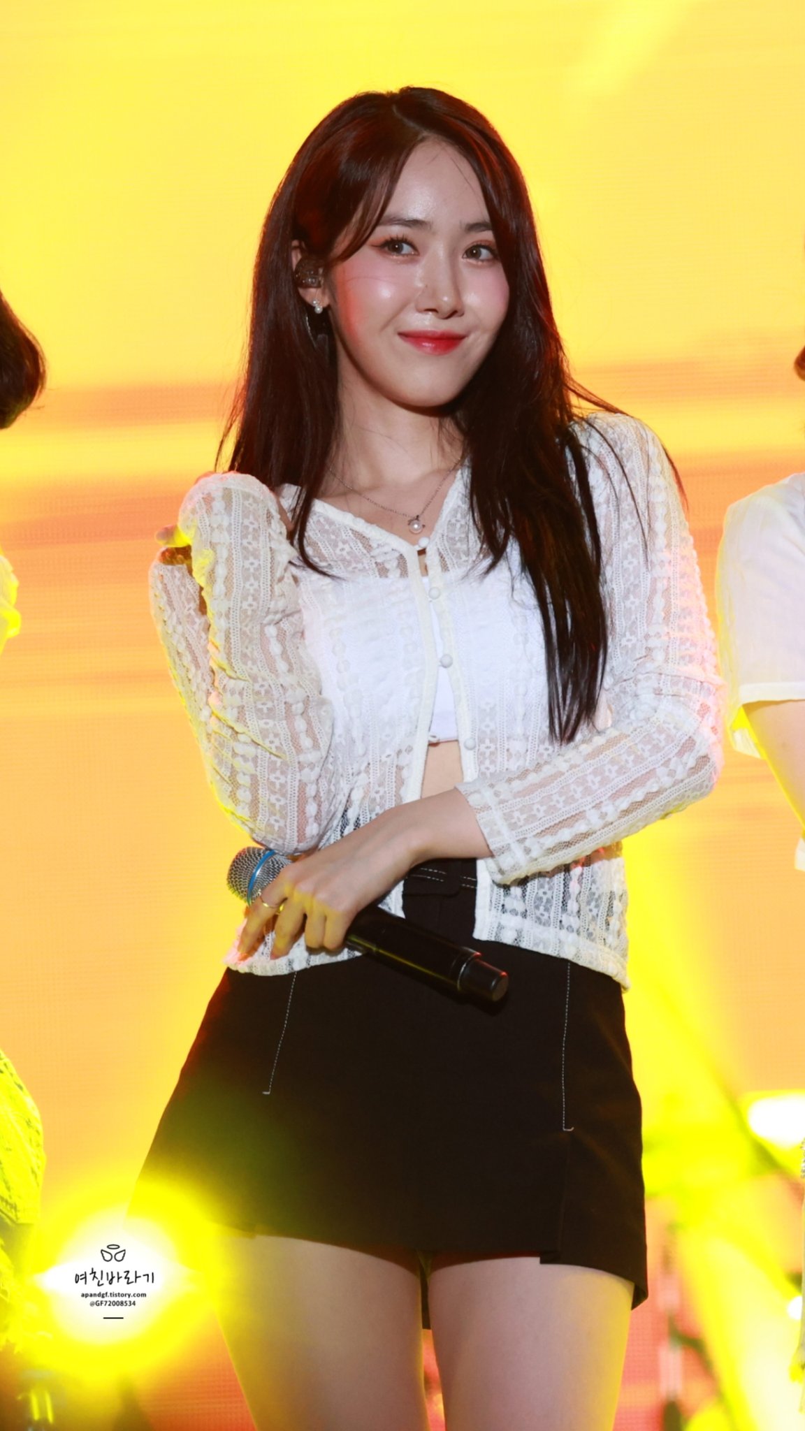 SinB | Scrolller