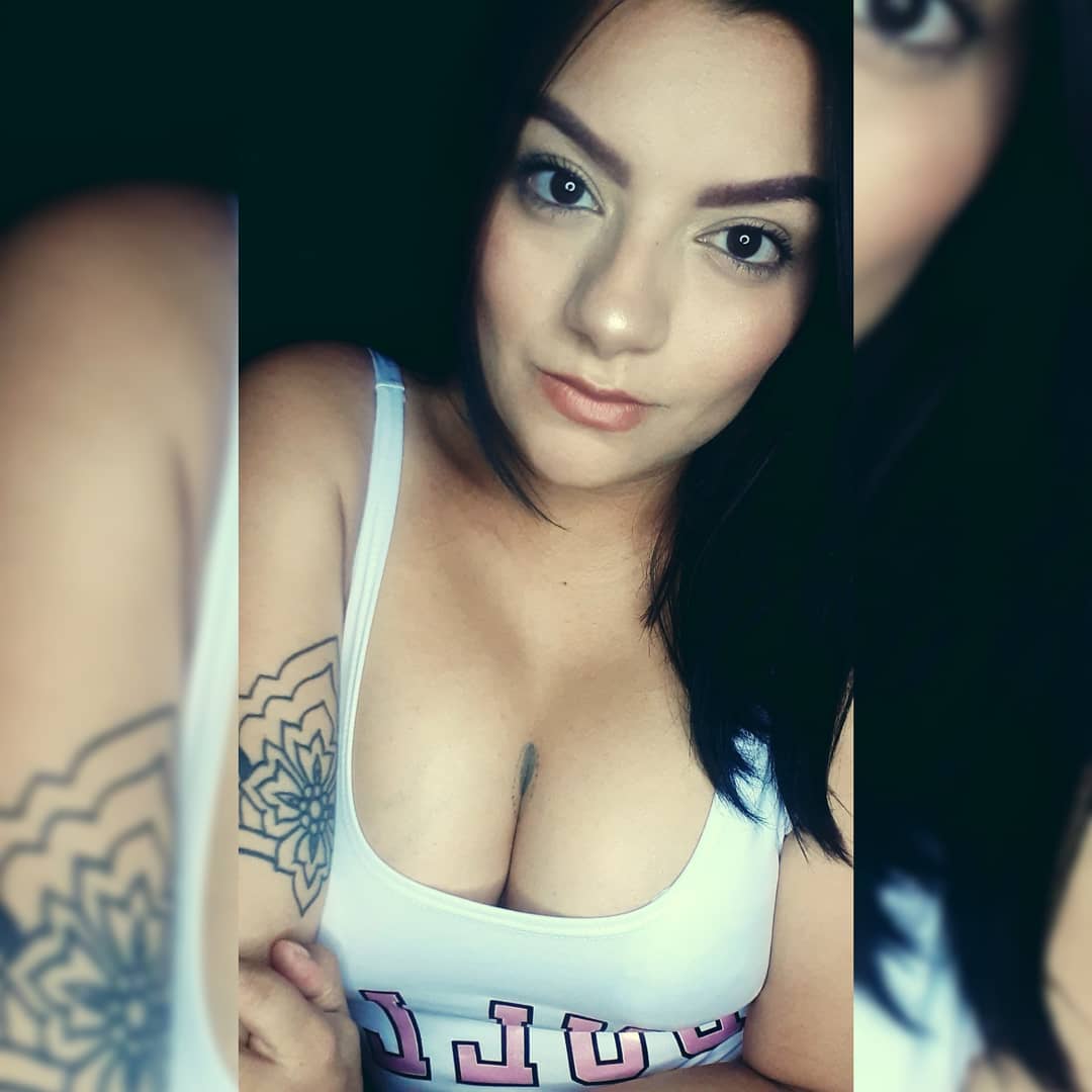 Slip it in 😈 | Scrolller