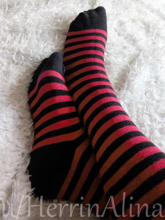 sniff my sweaty socks!!!! | Scrolller