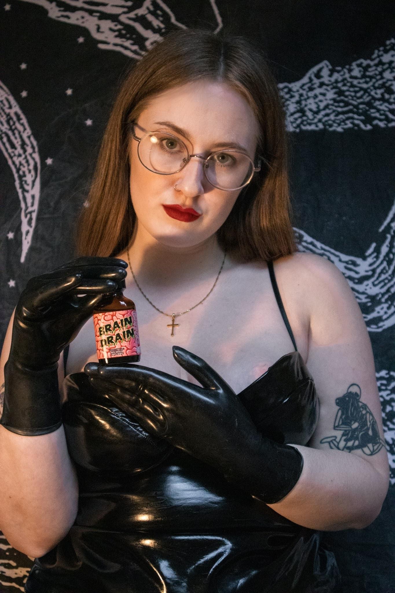 So come up to the lab. And see what's on the slab. I see you shiver with antici.... pation ...