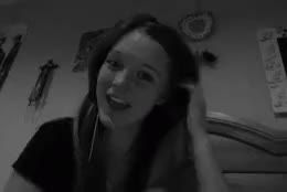 Solo performance | Scrolller