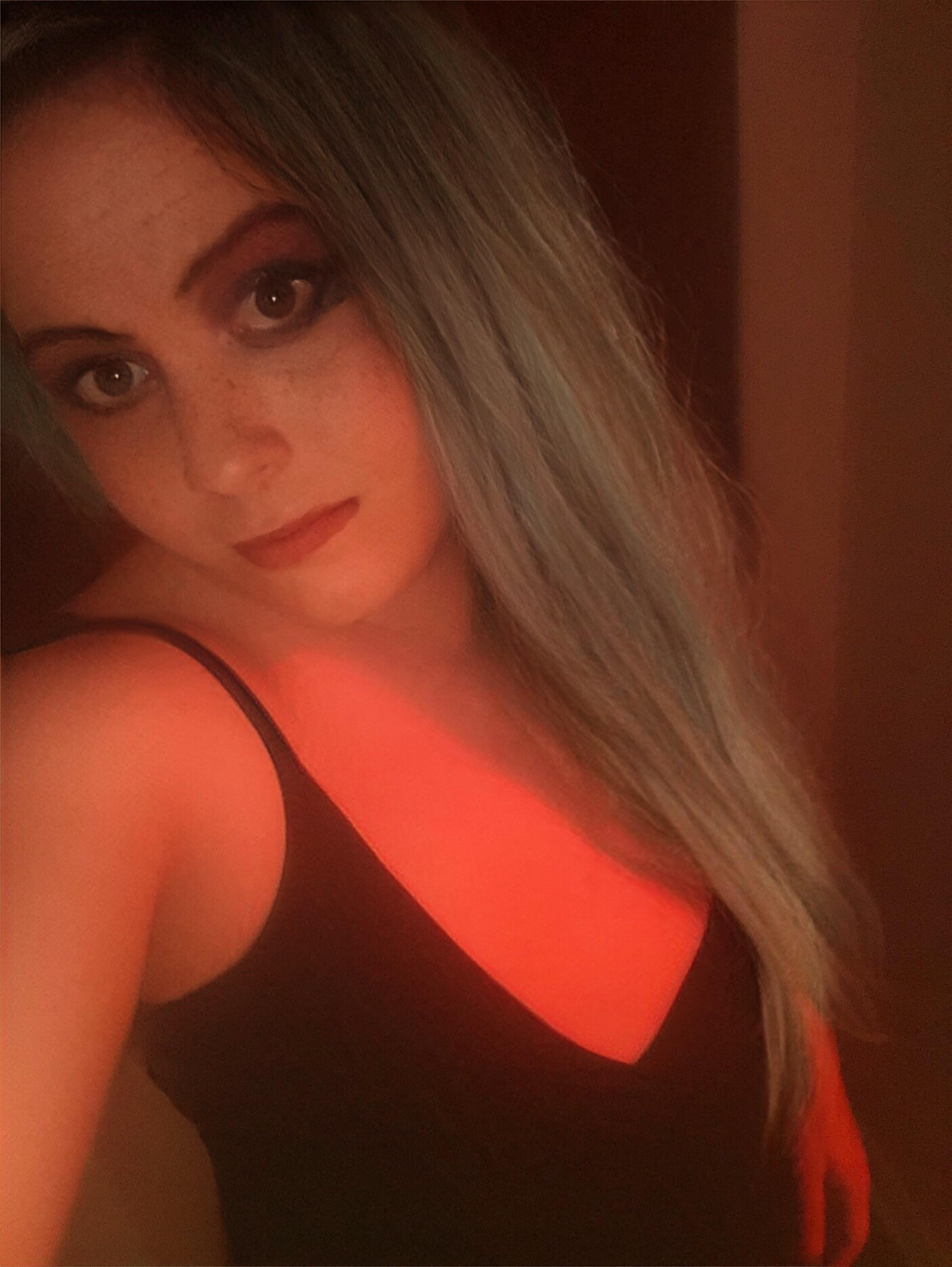 Someone come love and spoil me | Scrolller