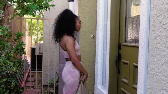 Special delivery! | Scrolller