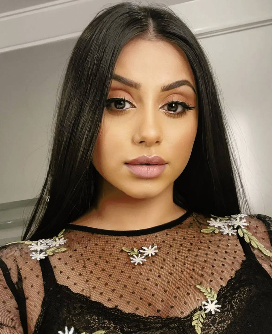 Straight up hot. | Scrolller